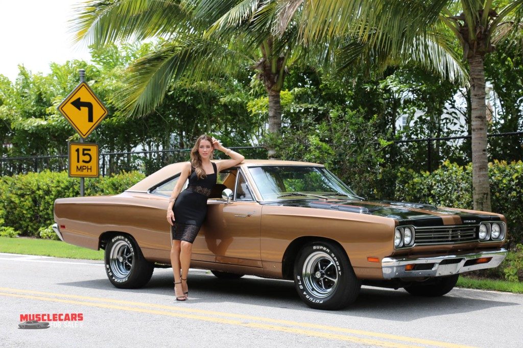 Girls and Hot Rods - AllCollectorCars.com